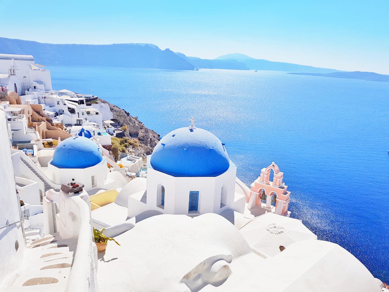 Mediterranean Vacay- Santorini, Greece - Roaming With Ren